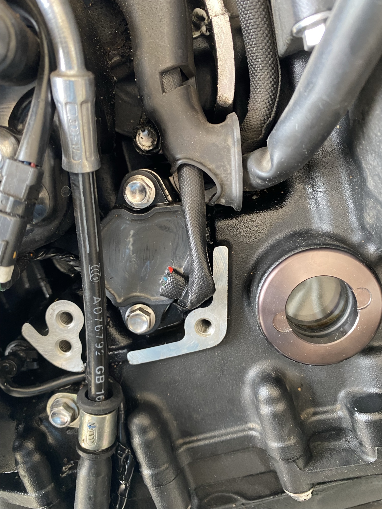 Triumph Street Twin Gear Position Sensor Oil Leak – Motorcycle Melee